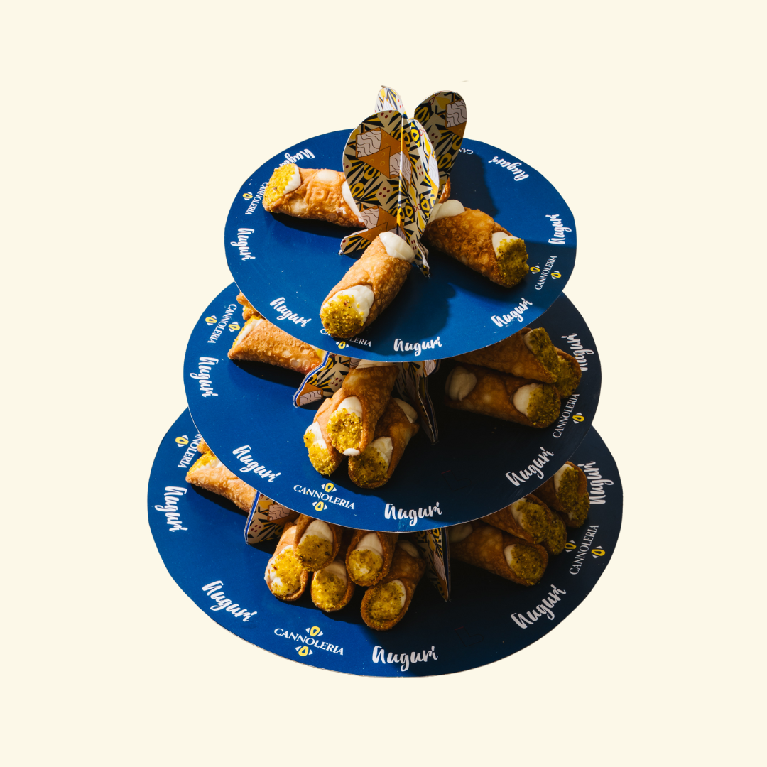Cannoli Tower | Cannoleria